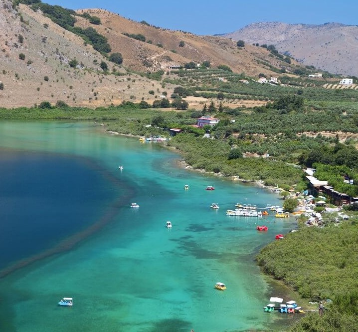 Εκδρομή στη Μαγευτική Λίμνη Κουρνά στην Κρήτη | Sight-Being
